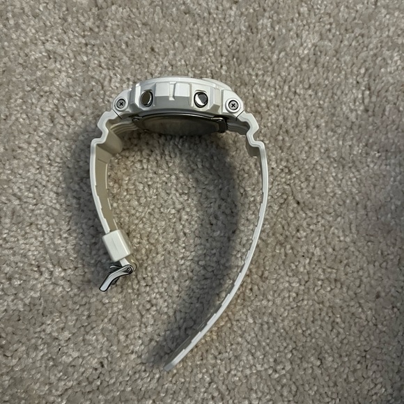 G-Shock | Accessories | Mens White G Shock Watch Like New | Poshmark